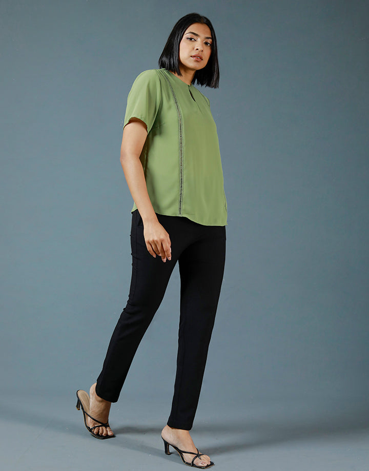 Front Keyhole Opening Top with Ladder Detail – Spring & Summer